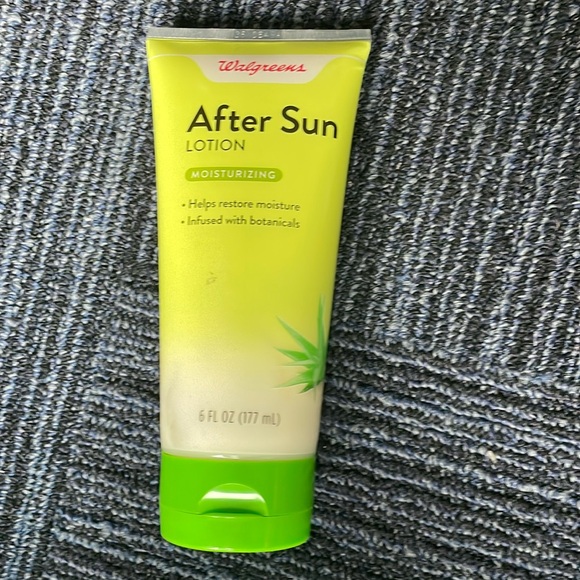 walgreens | Skincare | After Sun Moisturizing Lotion 6 Fl Oz | Poshmark